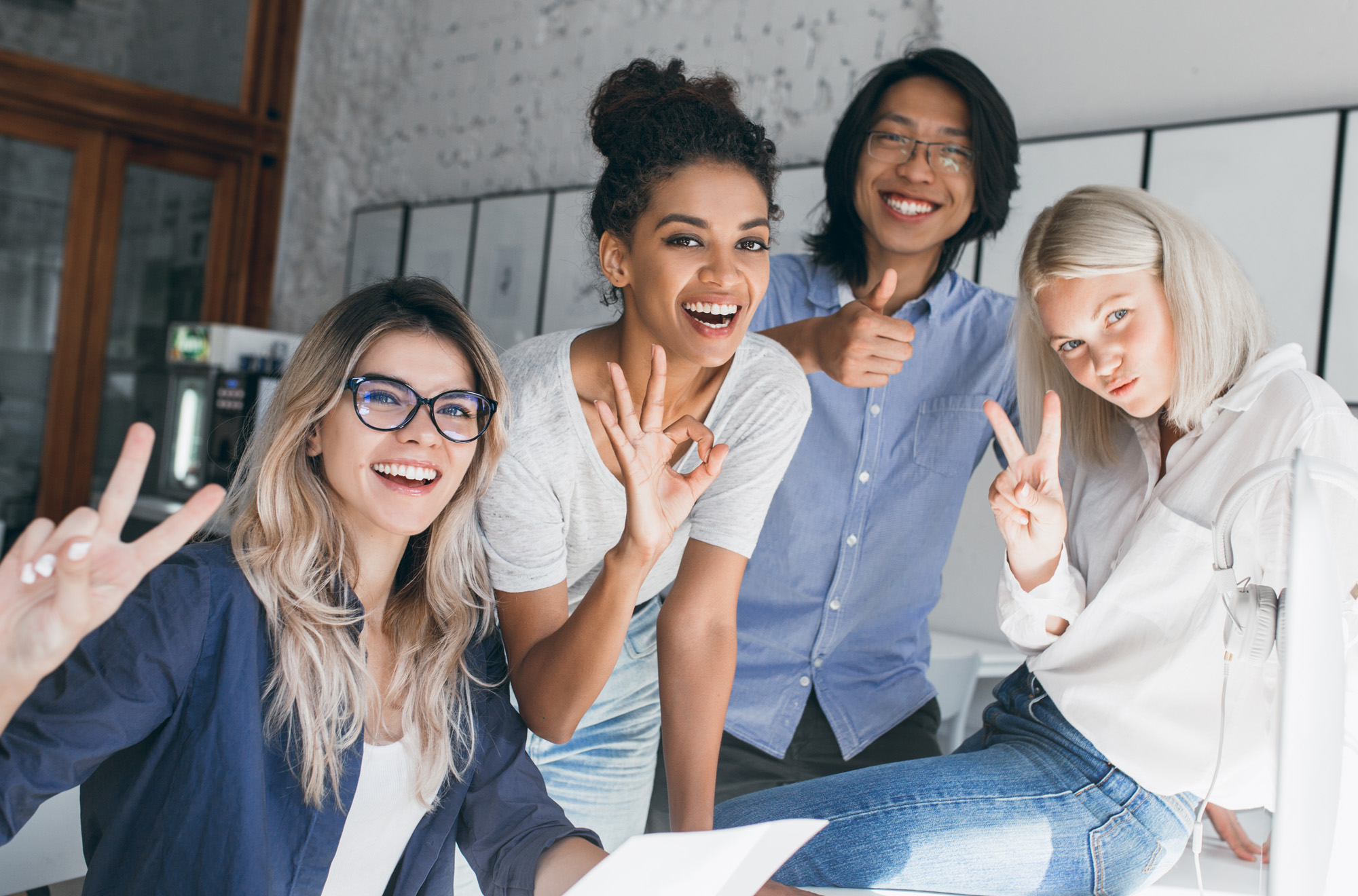 Career | Esarom Your Partner in Taste